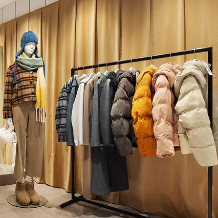 【展示会潜入】お客様がリアルに欲しい！2024年秋冬アウターランキング｜GU TOPICS