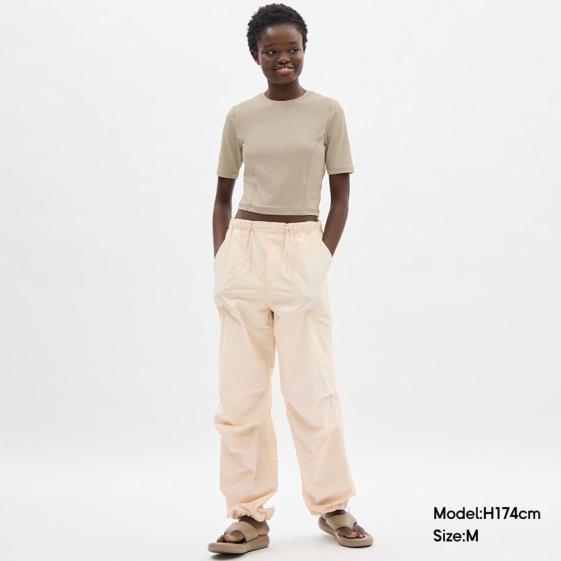 女裝 網路獨家-輕型降落傘褲A+EC(接觸涼感)(褲長稍長:77～79cm) | UNIQLO 比價 | UQ 搜尋