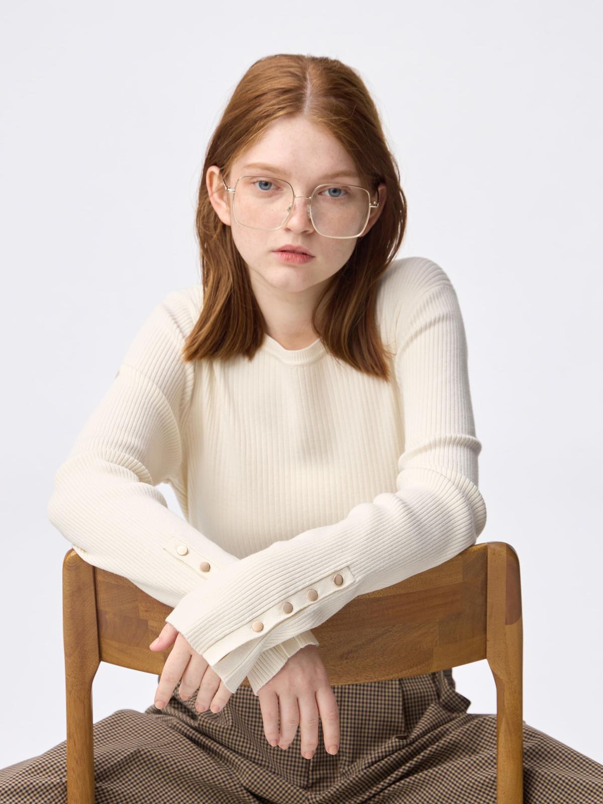 商品詳情 - GU台灣